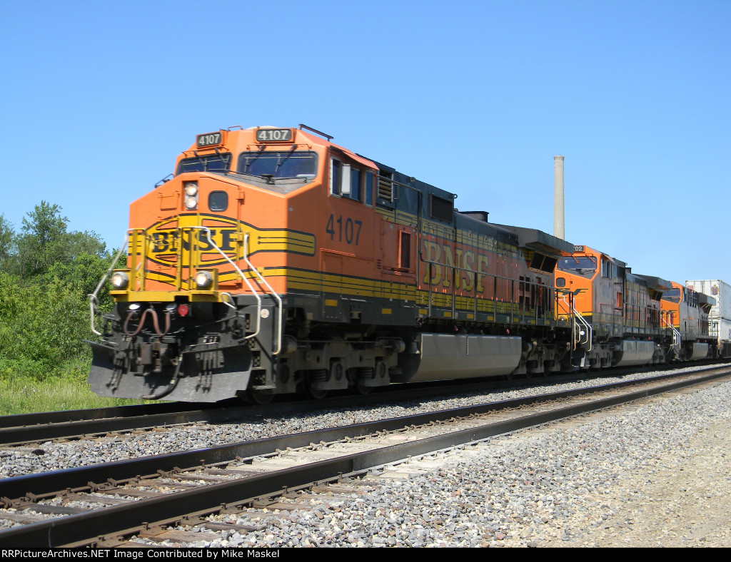 BNSF 4107